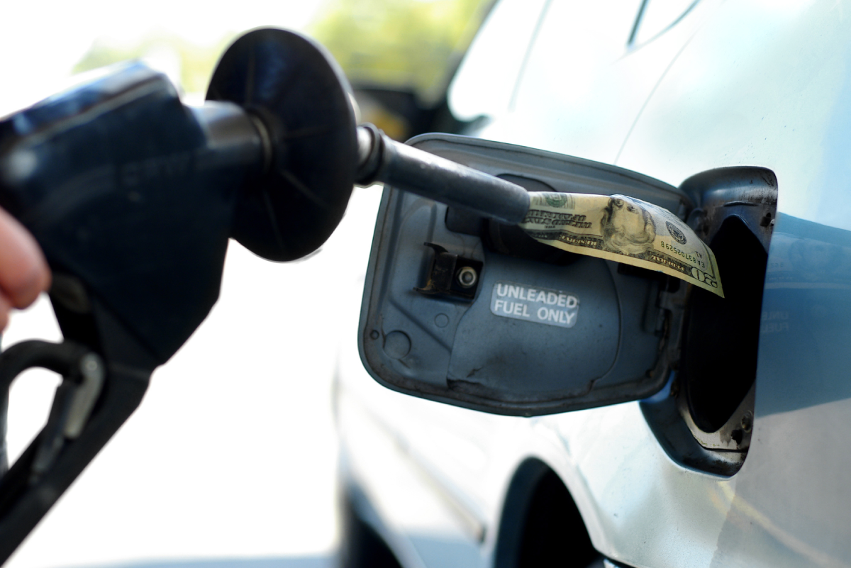 How To Save Money on Gas: 23 Ways